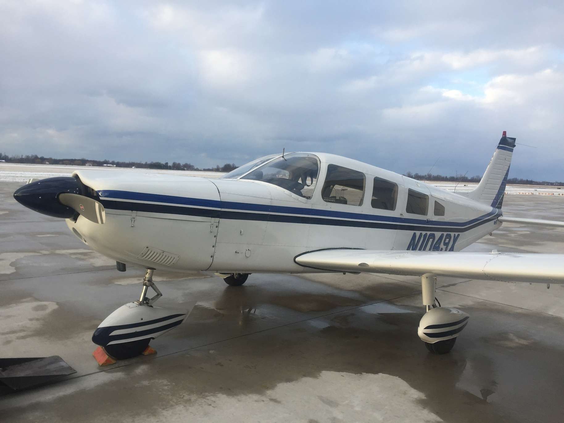 SOLD! 1975 Piper Cherokee 6-300 Very nice with upgrades! JPI 830 ...